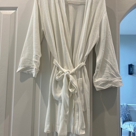 Barefoot Dreams | Intimates & Sleepwear | Barefoot Dreams Cozy Chic ...